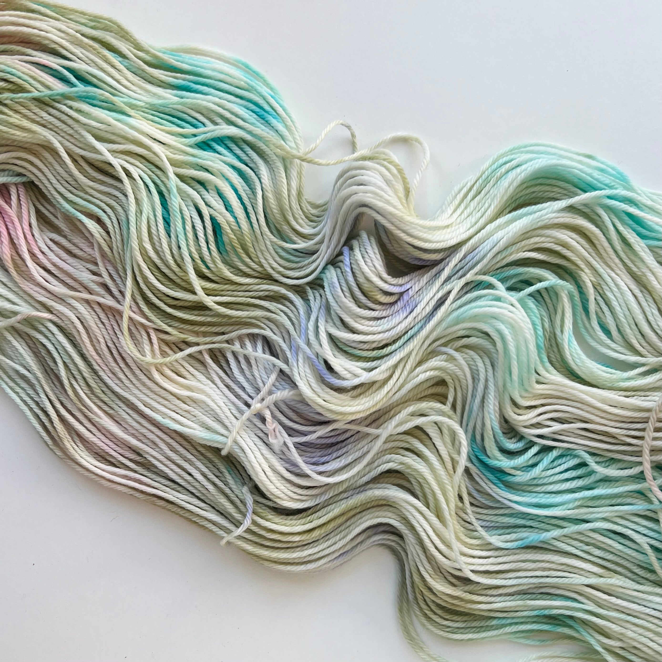 Summer Camp Fibers Marshmallow Hand Dyed Worsted Yarn - Summer Camp Fibers